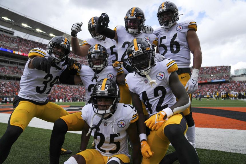 Browns Vs Steelers Betting Odds Free Picks And Predictions 1 00 Pm